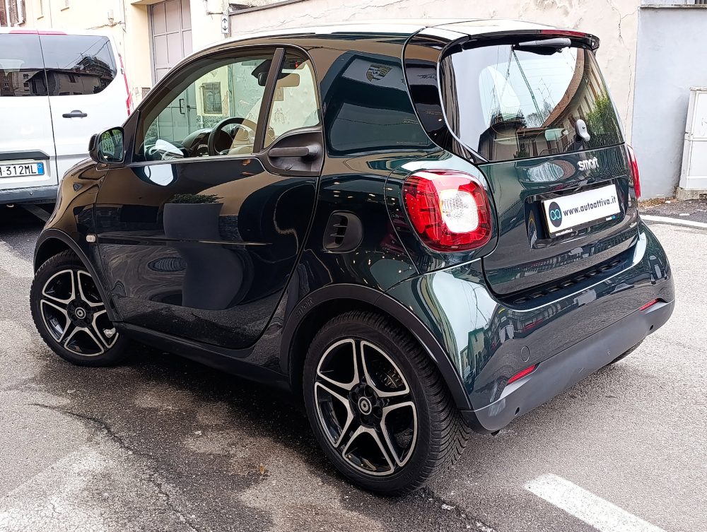 Smart Fortwo 0.9 t Prime colore British Green 90cv - Autoattiva